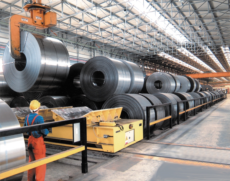 Rail guided powered trolleys Trolleys and trailers - Products K-technik